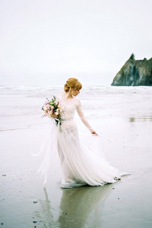 20 Romantic Ethereal Wedding Dresses