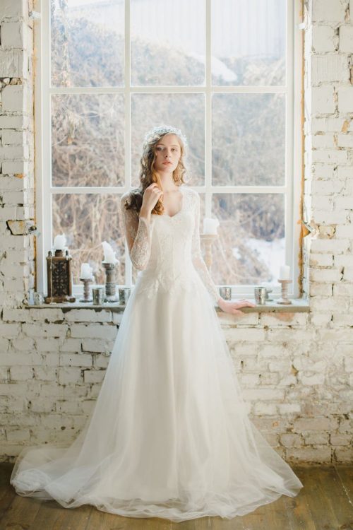20 Romantic Ethereal Wedding Dresses