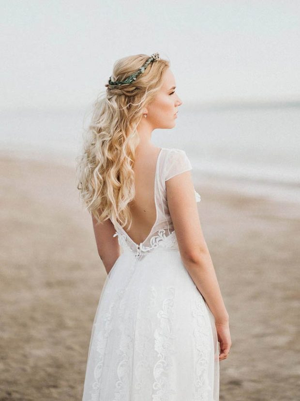 20 Gorgeous Beach & Destination Wedding Dresses from Etsy | SouthBound ...
