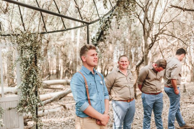 Rustic Rose Gold Wedding by Aline Photography | SouthBound Bride