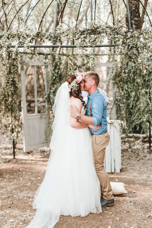 Rustic Rose Gold Wedding by Aline Photography | SouthBound Bride