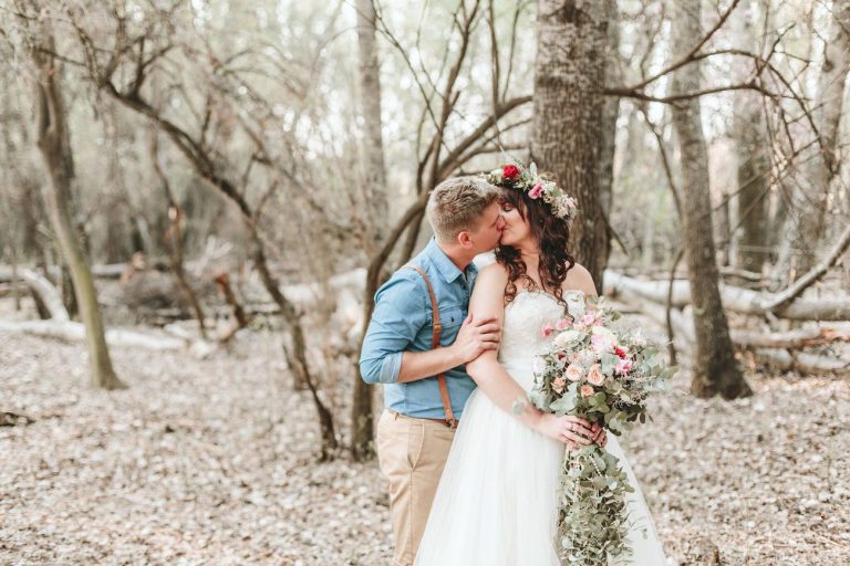 Rustic Rose Gold Wedding by Aline Photography | SouthBound Bride