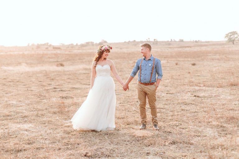 Rustic Rose Gold Wedding by Aline Photography | SouthBound Bride