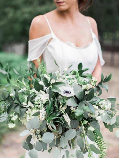 20 Gorgeous Greenery Wedding Bouquets | SouthBound Bride